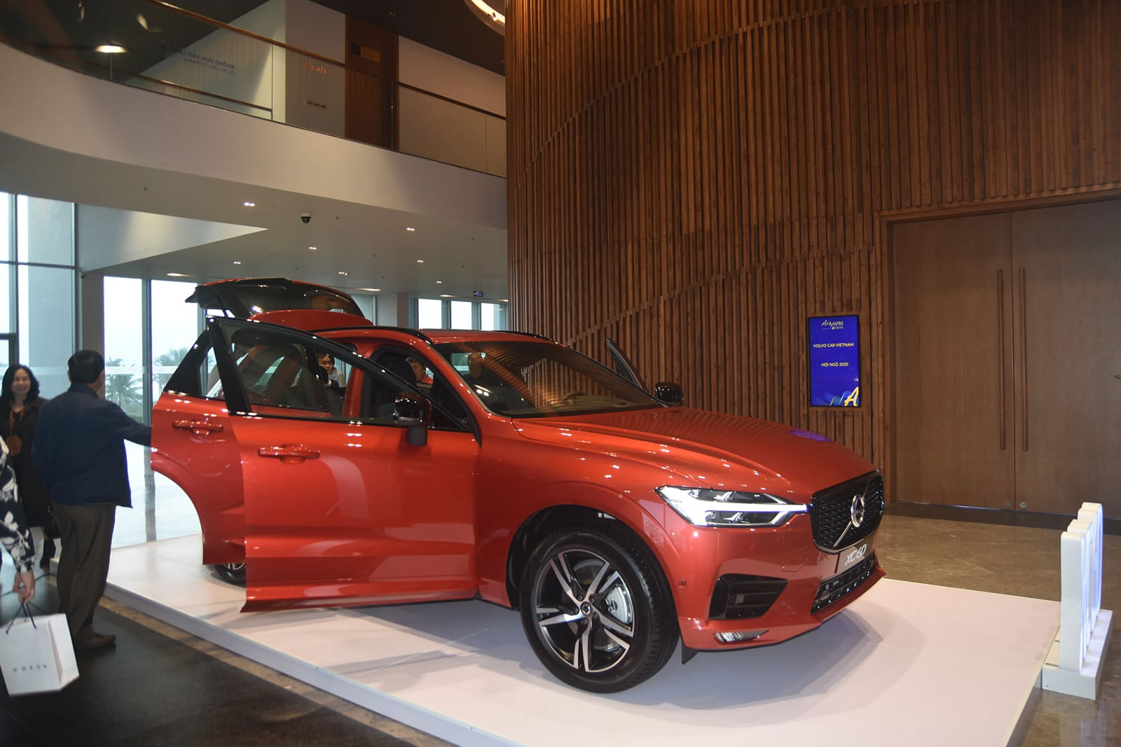 VOLVO CUSTOMER’S CONFERENCE – LAUNCH SHOWROOM VOLVO DA NANG AND FUND ...